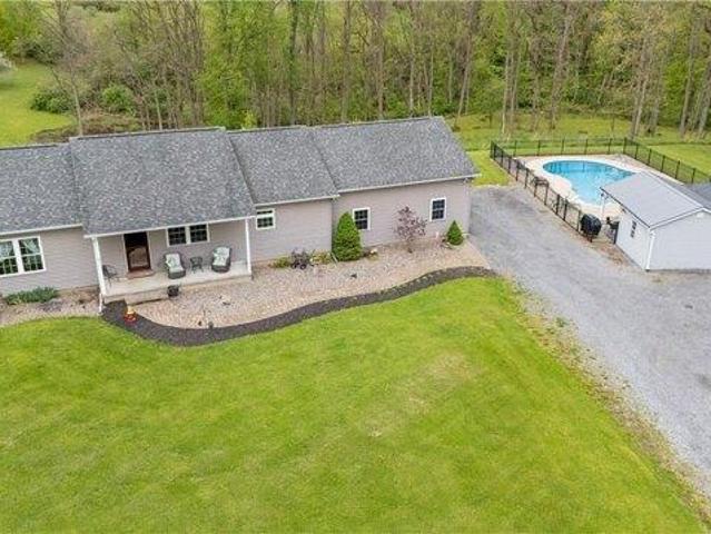 4 bedroom, Canastota NY 13032 104907179