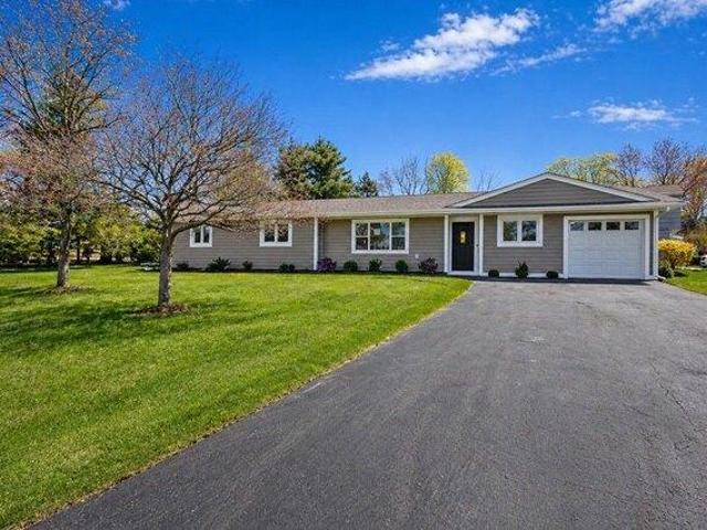 4 bedroom, Canton MA 02021 102061605