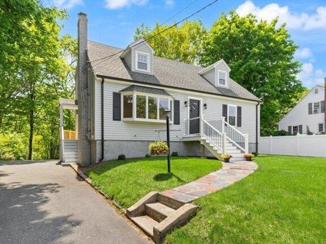 4 bedroom, Canton MA 02021 103250029