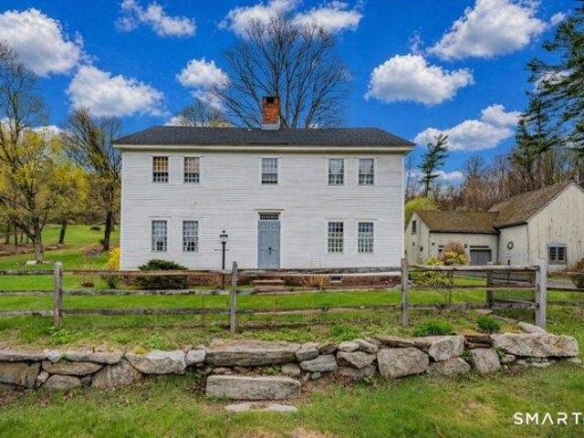 4 bedroom, Canton CT 06019 102063511