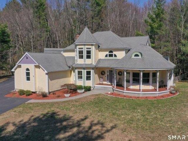 4 bedroom, Canton CT 06019 102279721