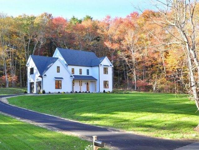 4 bedroom, Canton CT 06019 102824188