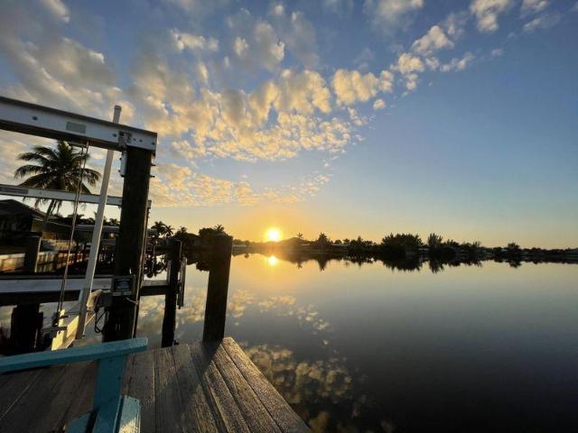4 bedroom, Cape Coral FL 33993 LS100973359