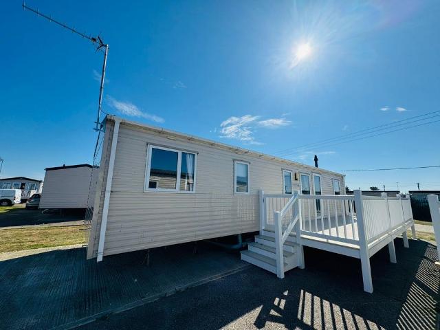 4 bedroom caravan for sale
