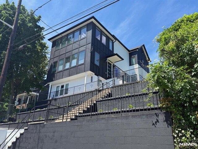 4 bedroom, Carlstadt NJ 07072 LS102779676