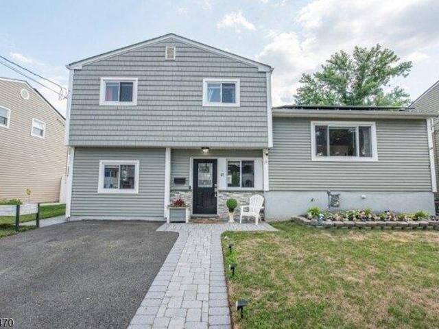 4 bedroom, Carteret NJ 07008 104869525