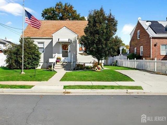 4 bedroom, Carteret NJ 07008 102026244