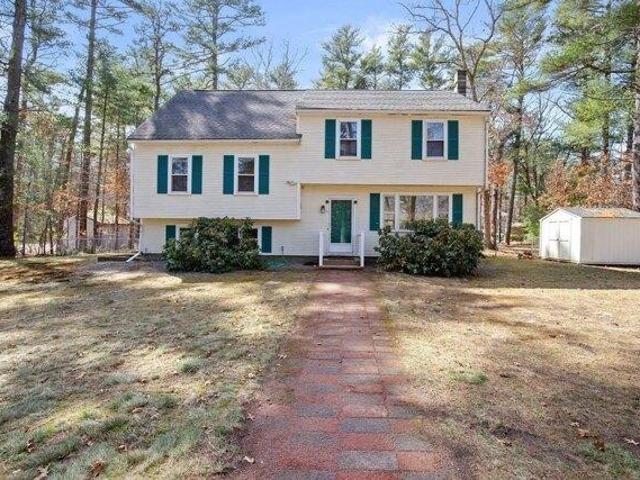 4 bedroom, Carver MA 02330 102370436