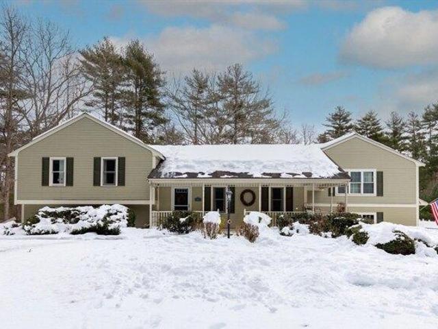 4 bedroom, Carver MA 02330 102447574