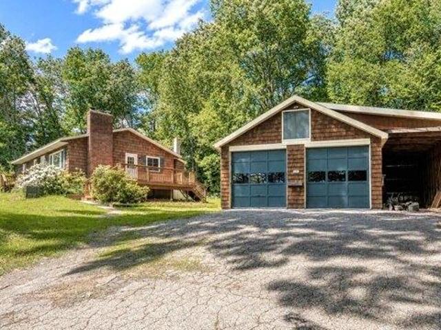 4 bedroom, Casco ME 04015 104151226