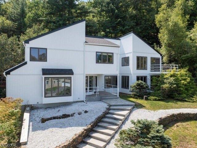 4 bedroom, Cedar Grove NJ 07009 102562100