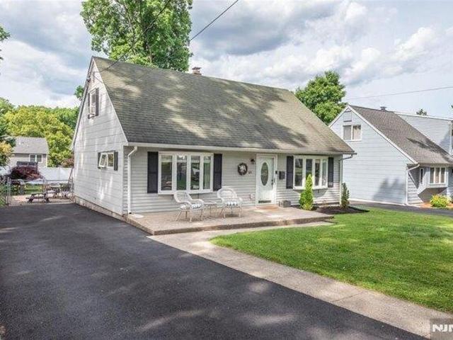 4 bedroom, Cedar Grove NJ 07009 103186264