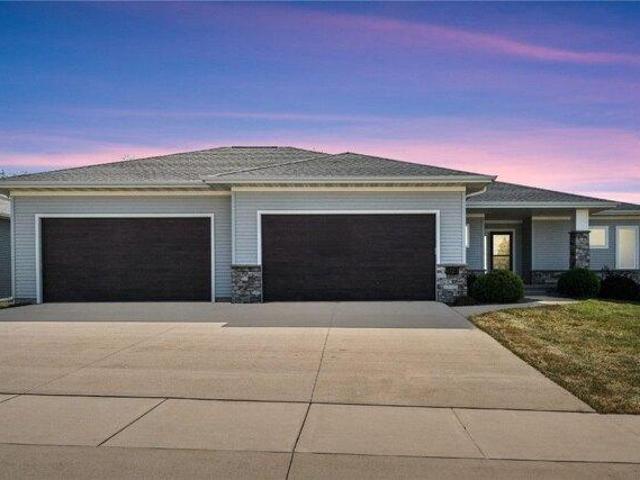 4 bedroom, Cedar Rapids IA 52411 LS90623547