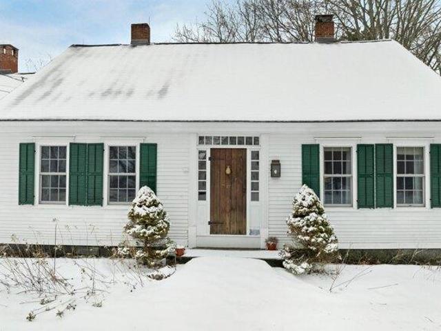 4 bedroom, Center Harbor NH 03226 104609240