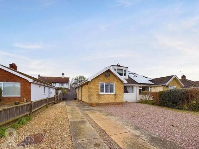 4 Bedroom Chalet For Sale In Acle