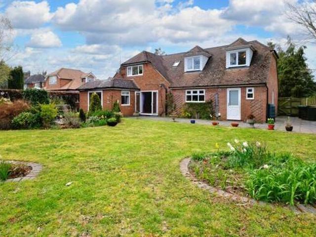 4 Bedroom Chalet For Sale In Ashford