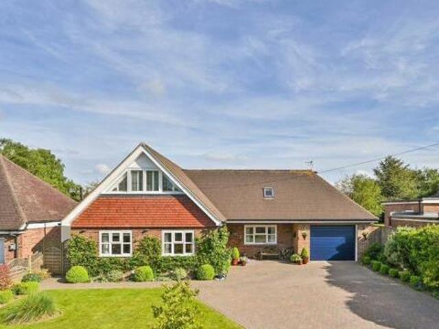 4 Bedroom Chalet For Sale In Ashford