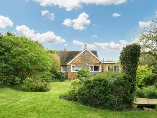 4 Bedroom Chalet For Sale In Chalgrove