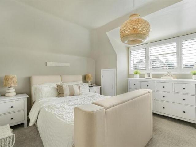 4 bedroom chalet for sale in Chapel Hill, Tilehurst, Reading, RG31
