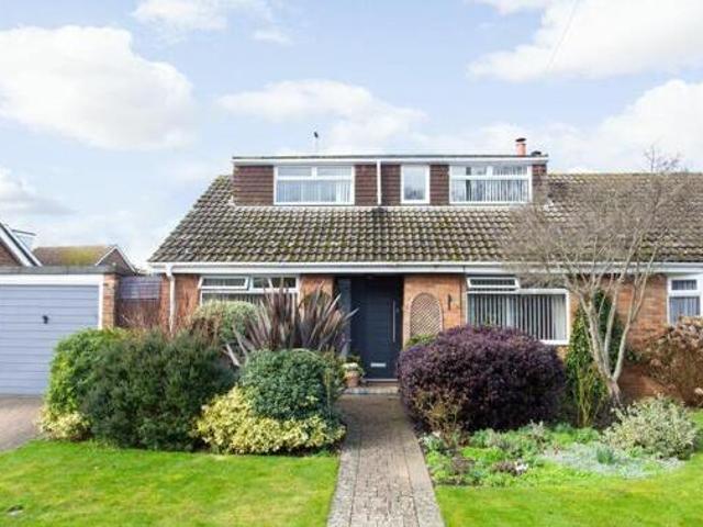 4 Bedroom Chalet For Sale In Chartham Hatch
