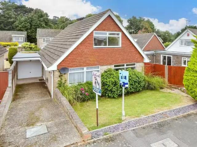 4 bedroom chalet for sale in Farm Lane, Sholden, Deal, Kent, C.