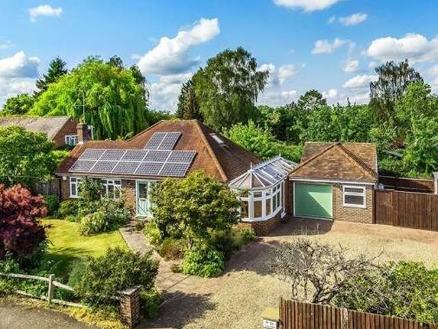 4 Bedroom Chalet For Sale In Fetcham