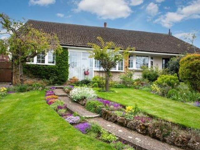 4 Bedroom Chalet For Sale In Harlington