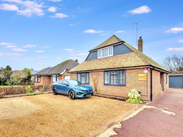 4 bedroom chalet for sale in Littlehampton Road, Ferring, BN12