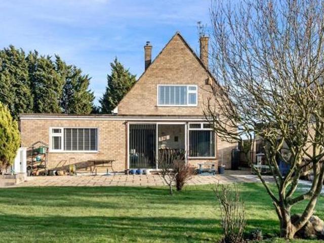 4 Bedroom Chalet For Sale In Warboys, Huntingdon