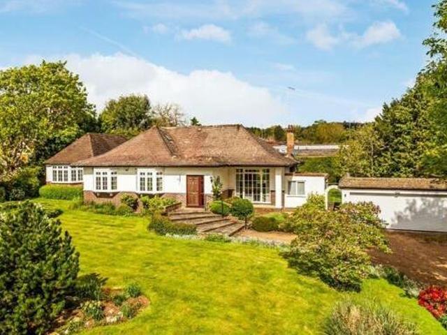 4 Bedroom Chalet For Sale In Westhumble