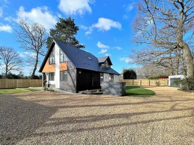 4 bedroom chalet for sale in York Road Broadstone BH18