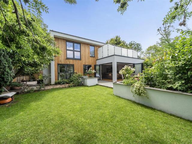 4 bedroom chalet for sale