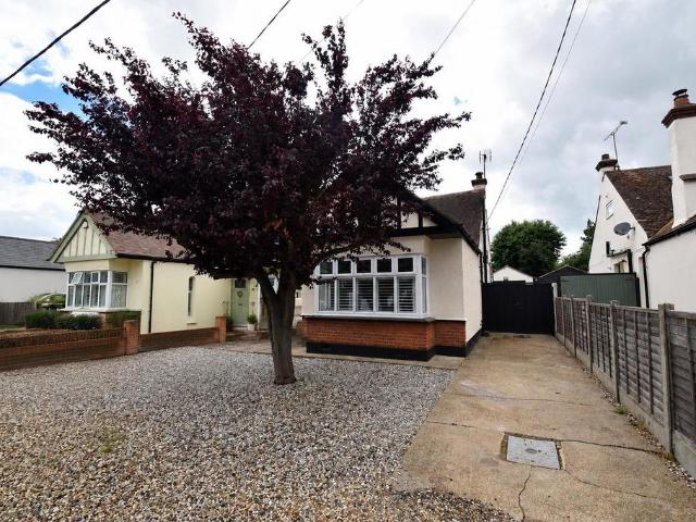 4 bedroom chalet for sale
