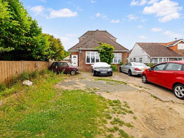 4 bedroom chalet for sale