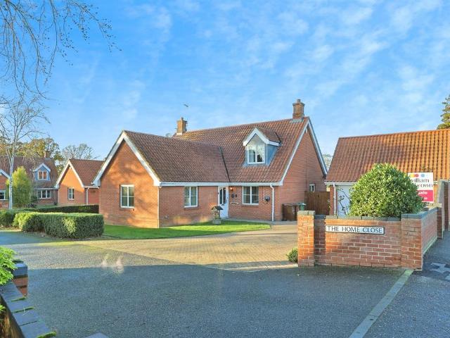 4 bedroom chalet for sale