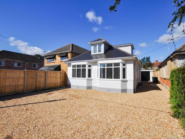 4 bedroom chalet for sale