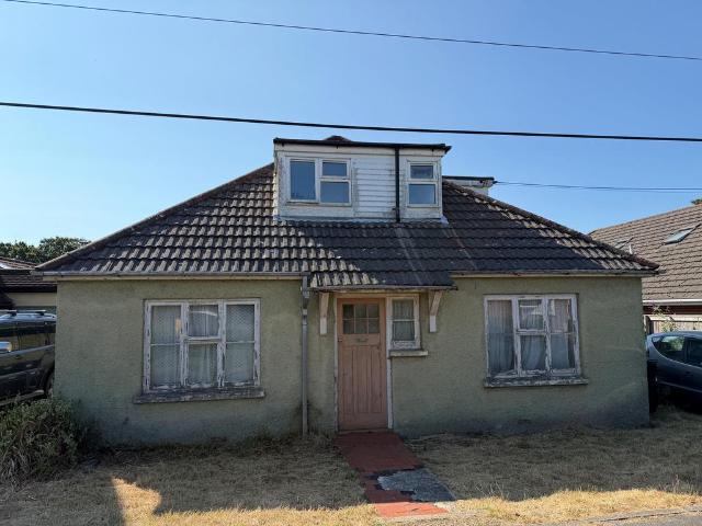 4 bedroom chalet for sale