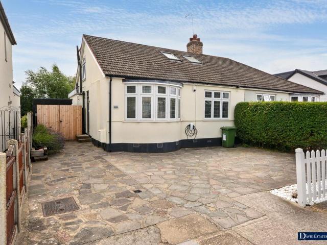 4 bedroom chalet for sale