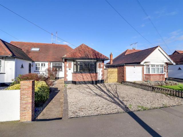4 bedroom chalet for sale