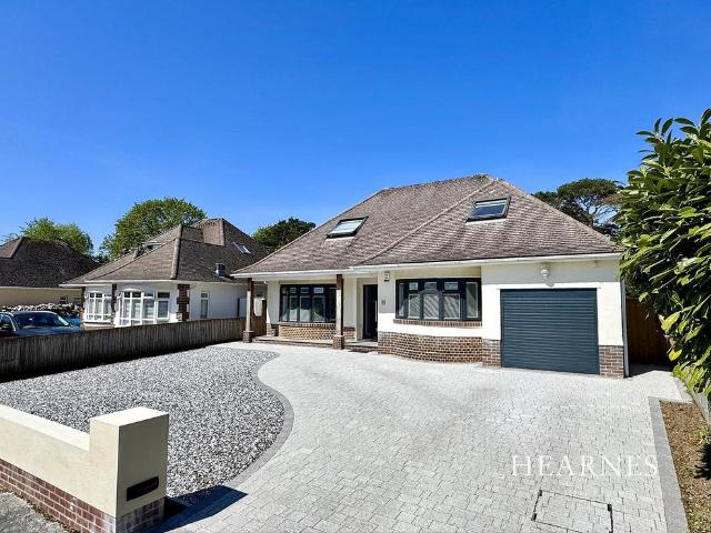 4 bedroom chalet for sale