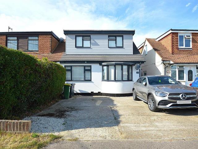 4 bedroom chalet for sale