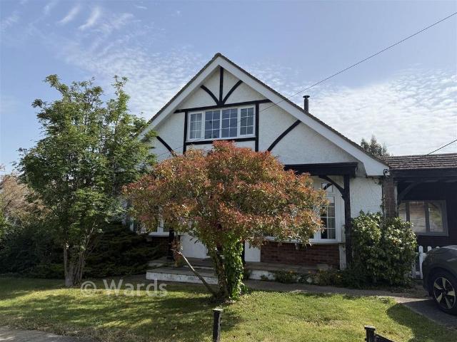 4 bedroom chalet for sale