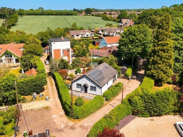 4 bedroom chalet for sale