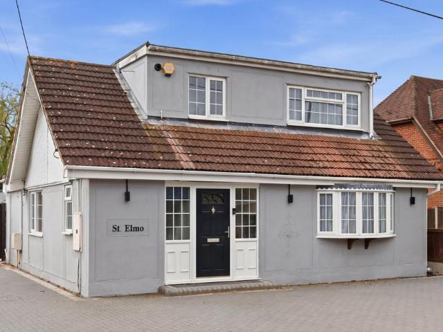 4 bedroom chalet for sale