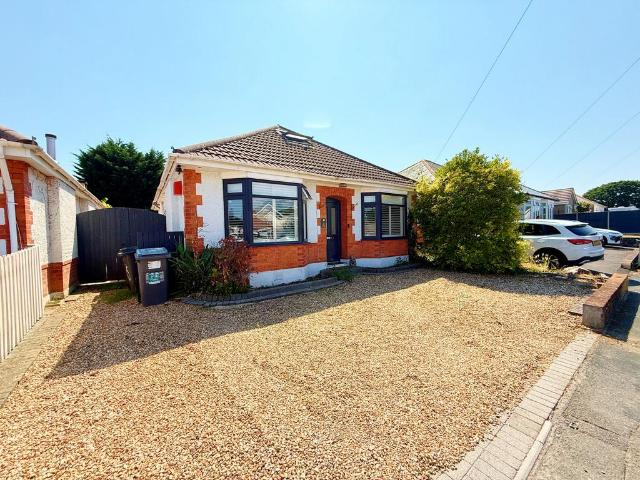4 bedroom chalet for sale