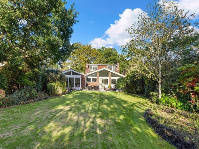 3 bedroom chalet for sale
