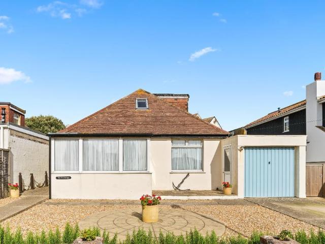4 bedroom chalet for sale