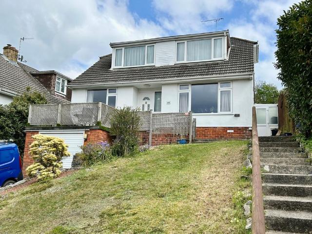 4 bedroom chalet for sale