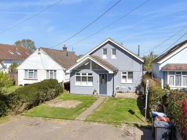 4 Bedroom Chalet House