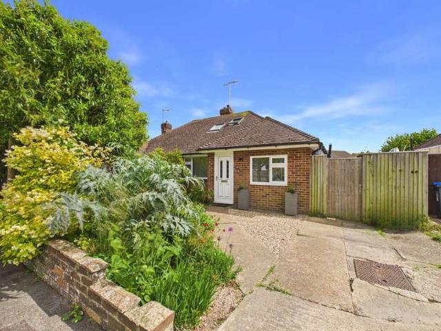 4 Bedroom Chalet House